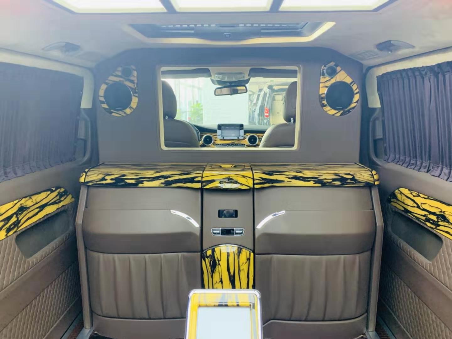 奔驰VS680隐藏六座报价威霆最低价格_凤凰网汽车_凤凰网