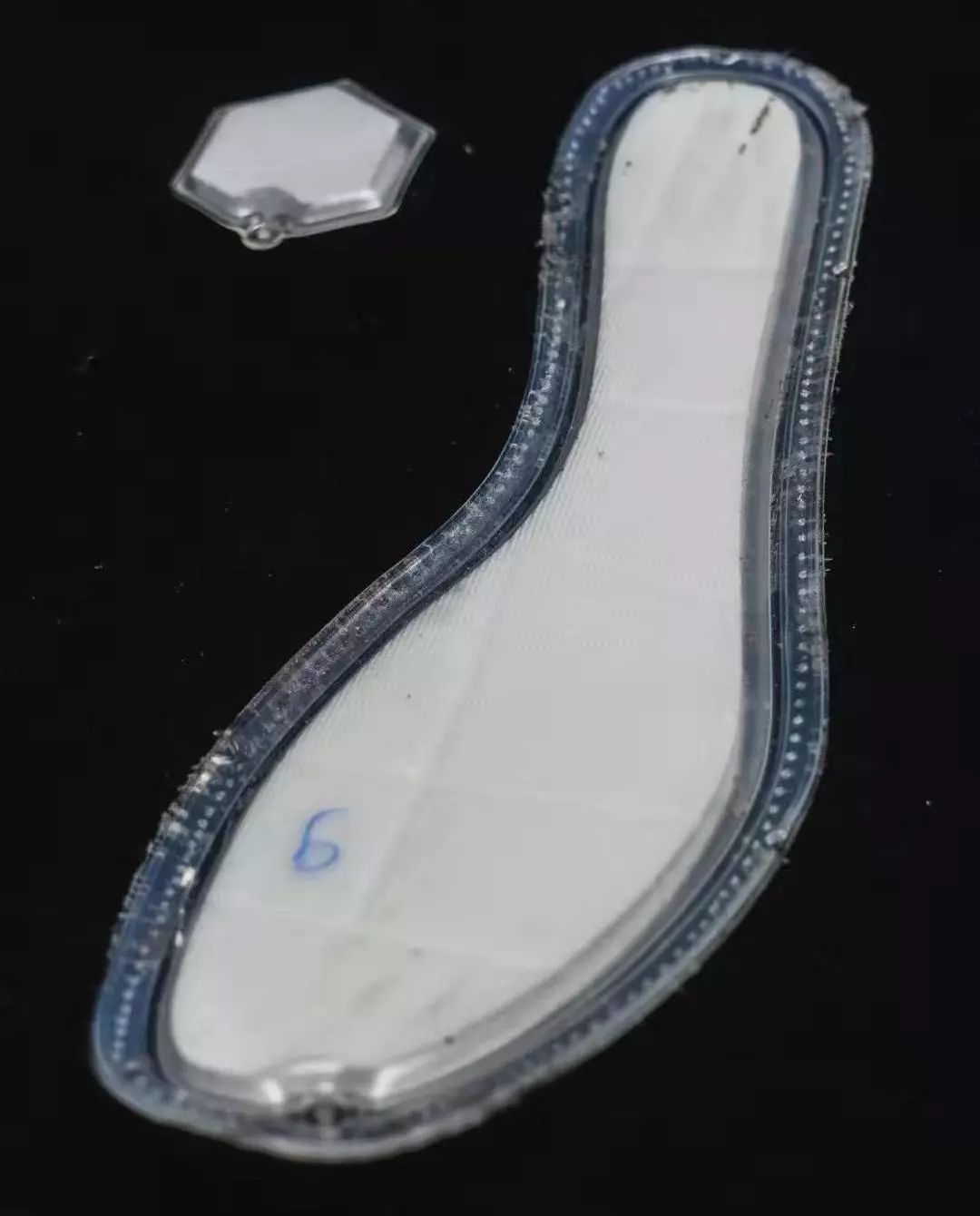 AJ33SE 和 KD12 怎么选__凤凰网