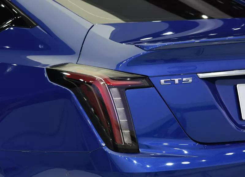 全新凯迪拉克CT5亮相，颜值高过BBA，浑身都是卖点_凤凰网汽车_凤凰网