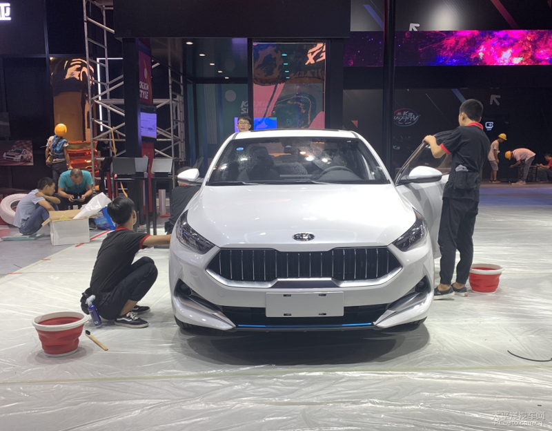 2019成都车展探馆：起亚K3 PHEV__凤凰网