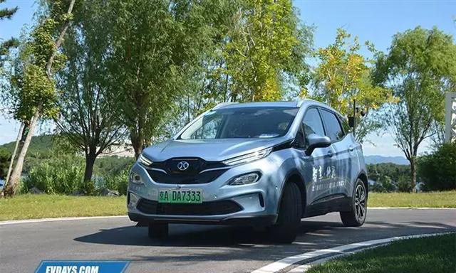 试驾北汽新能源EX3，509公里续航是这样跑出来的_凤凰网汽车_凤凰网