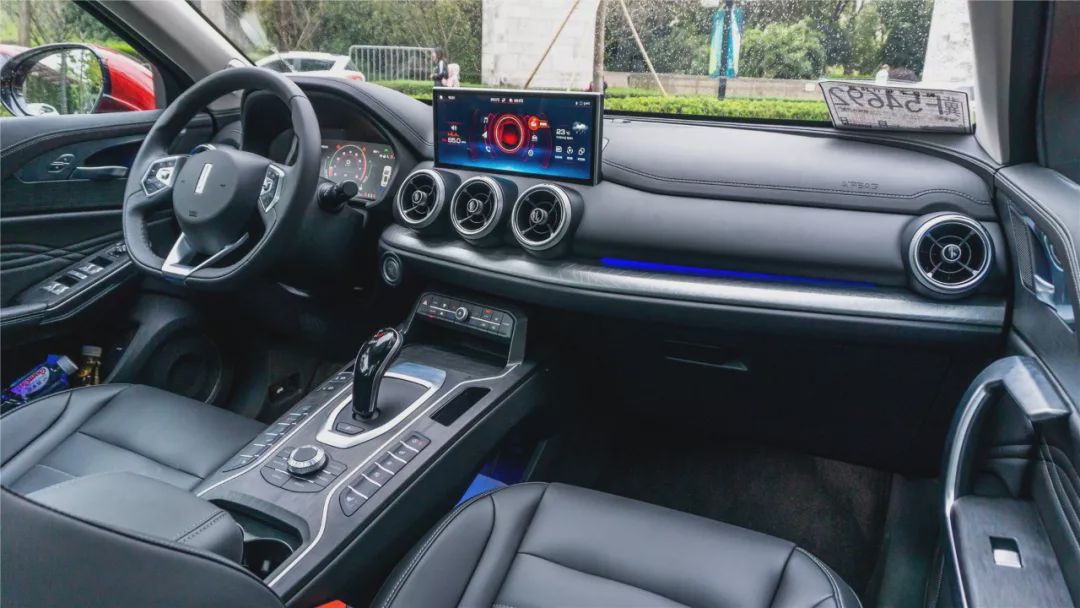 试驾新款WEY VV5，这回追求更精致的豪华【汽车Vlog239】_凤凰网汽车_凤凰网