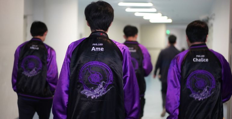 TI9国际邀请赛LGD输了，没有现场采访，AME和Maybe在一旁哭泣__凤凰网
