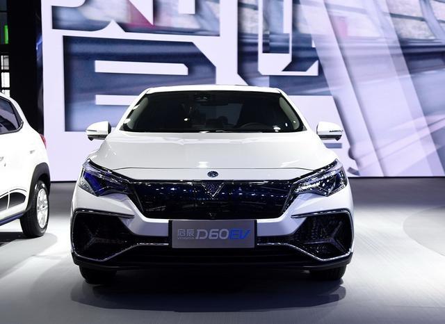 高续航高颜值，启辰D60EV 13.78万起售，比轩逸纯电更值得买吗？__凤凰网