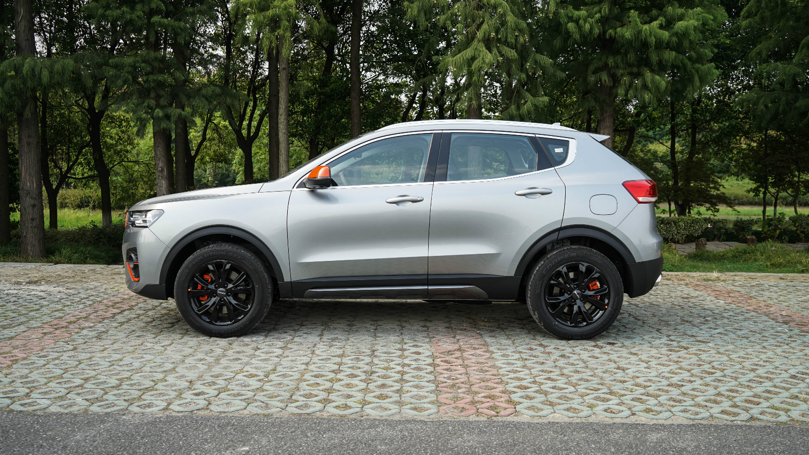 专属橙色套装个性十足 哈弗H4 Pro售10.89万元_凤凰网汽车_凤凰网