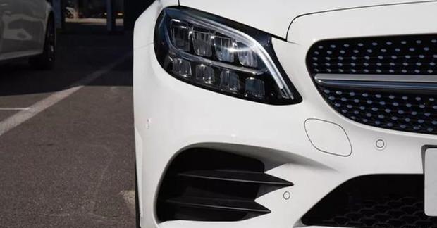 2020款奔驰C200L延续了2019款设计 ，幸运双星提升精致感气息__凤凰网