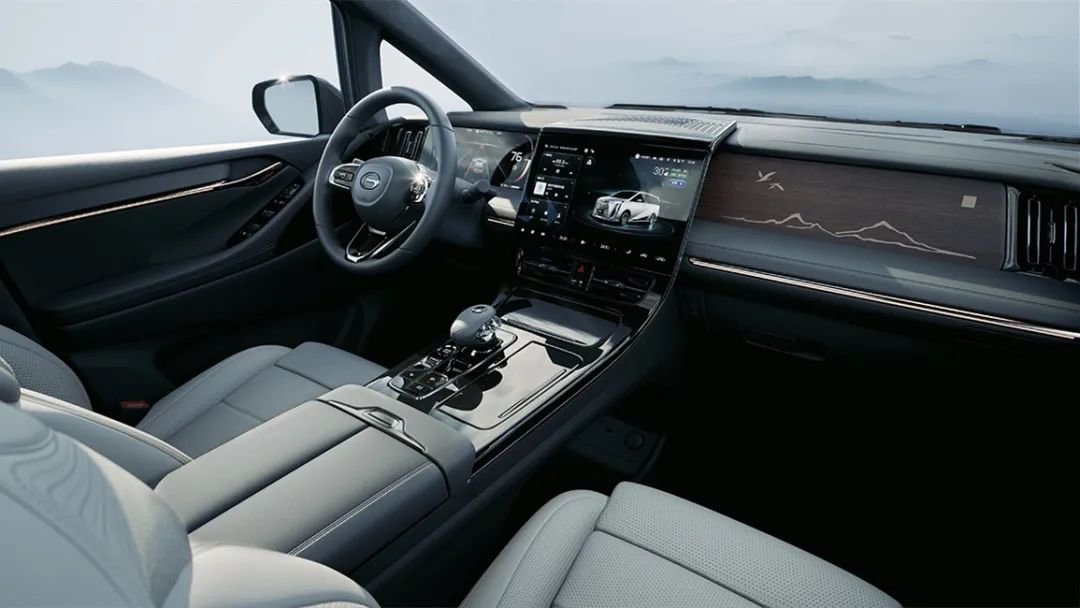 今年最推荐的MPV，广汽传祺M8宗师系列上市，26.98万元起_凤凰网汽车_凤凰网