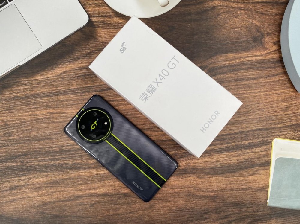 2000元价位配LCD屏幕，荣耀X40 GT真值得买？_凤凰网