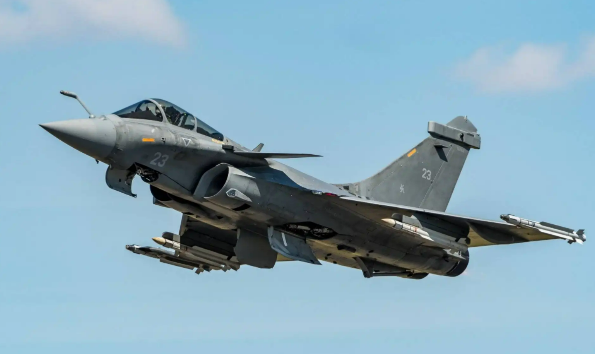巴基斯坦将追加36架歼-10CP，就问印度“阵风”慌不慌_凤凰网