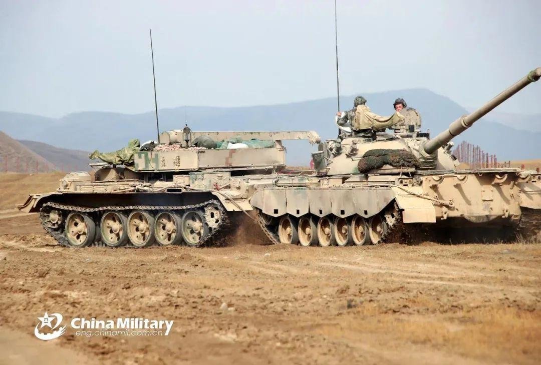 VT-4外贸坦克改名99AE？和解放军99A主战有什么关系？_凤凰网