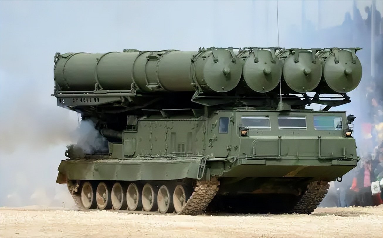 “百里穿杨”：俄S-300V4导弹217公里击落乌战斗机，创新世界纪录__凤凰网