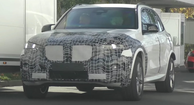 新款宝马X5 M60i谍照曝光 搭载4.4T V8发动机+48V轻混系统_凤凰网汽车_凤凰网