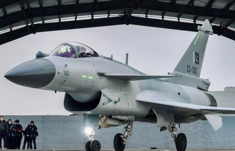 巴基斯坦将追加36架歼-10CP，就问印度“阵风”慌不慌_凤凰网