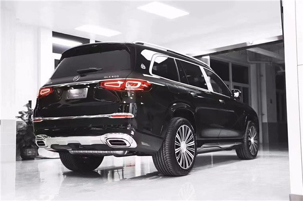 奔驰GLS600 迈巴赫级顶级越野驾车体验_凤凰网汽车_凤凰网