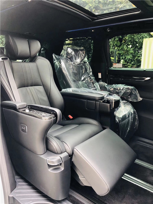 21款雷克萨斯LM300 钻石般闪耀_凤凰网汽车_凤凰网