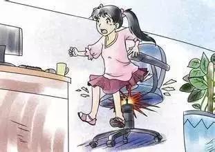 可怕！这种椅子突然爆炸，这些安全细节不能错过_凤凰网
