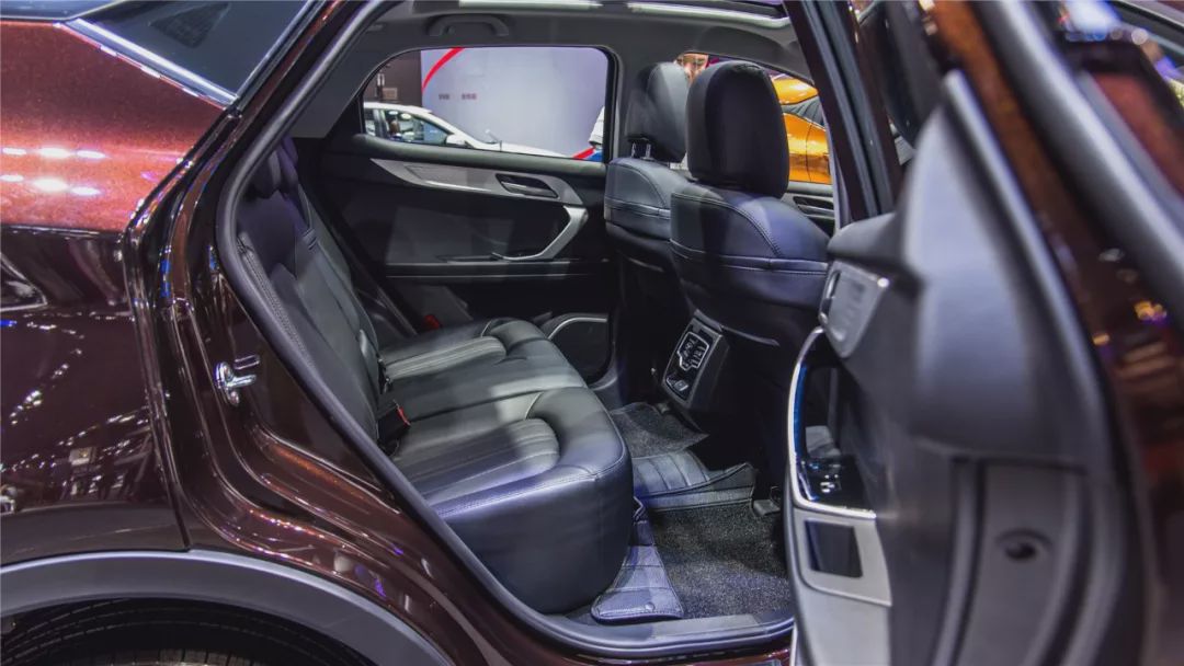 从月销10000到月销100，东南DX7经历了什么？【快车体验232】_凤凰网汽车_凤凰网