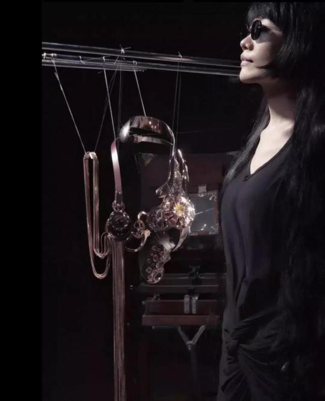 对话Lina MA：生活中总有某一刻，要保持最精致的状态__凤凰网