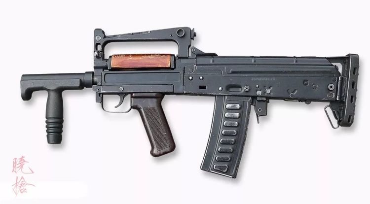 实际体验95式步枪 饱受争议的小握把真的多余么？_凤凰网