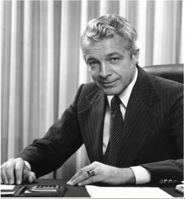 皇家加勒比邮轮创始人离世__凤凰网