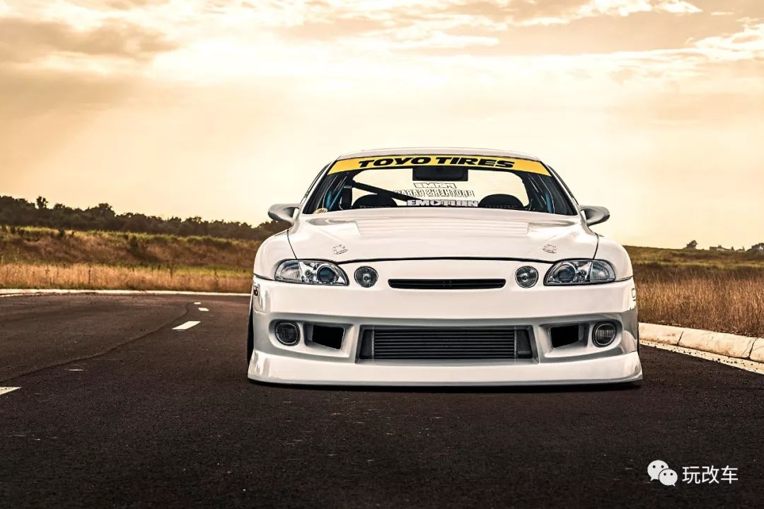 玩车｜怀旧情调复苏，一台精美的雷克萨斯SC400_凤凰网汽车_凤凰网