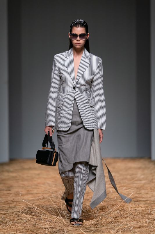 DAMOWANG 2020SS 武侠文化在摩登时代的多元形态表达_凤凰网