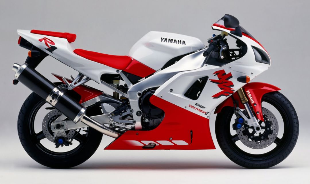 叱咤江湖二十一年——雅马哈YZF-R1史话_凤凰网汽车_凤凰网