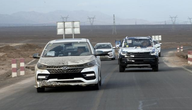 1.4T配万里扬9CVT，黑标吉利远景SUV测试一年多要上市！_凤凰网