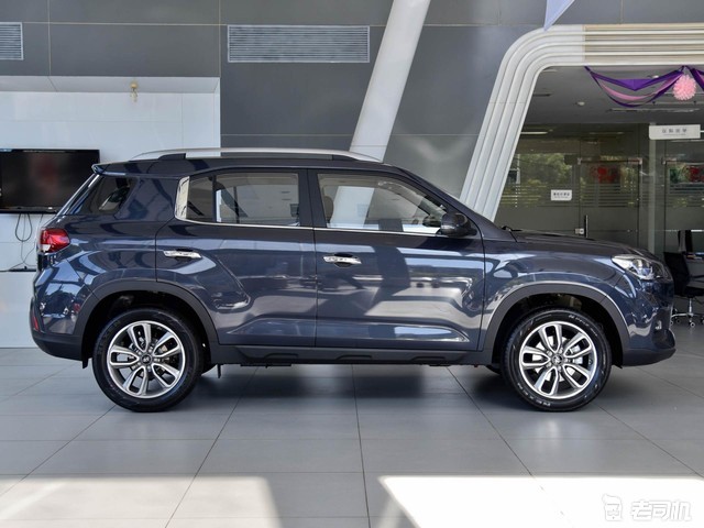 热度高性能却差强人意 小哥带你看北京现代ix35_凤凰网汽车_凤凰网