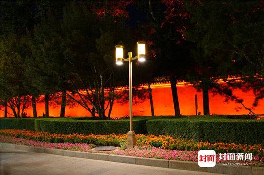 成都造路灯点亮长安街__凤凰网