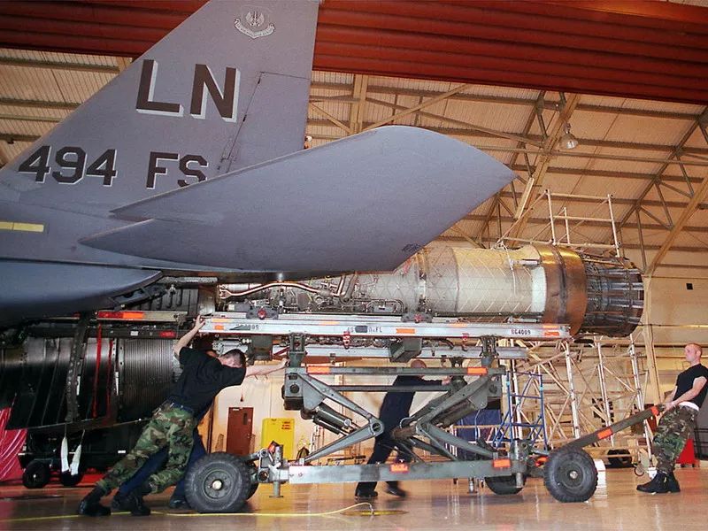 F100大战F110，第4代战机涡扇发动机，谁是史上最佳（下）_凤凰网