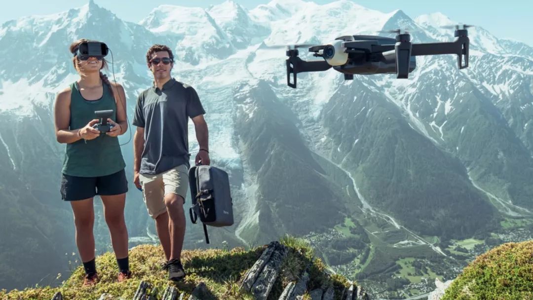 Parrot ANAFI FPV 全新上市！相比旧版有和提升？__凤凰网