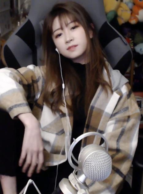 Dota：腿皇之争，英雄联盟有腐团儿，我们有AMS__凤凰网