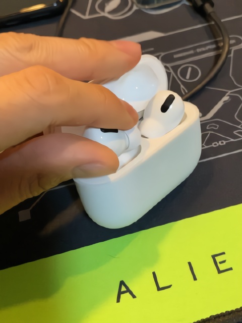 AirPods Pro_凤凰网视频_凤凰网