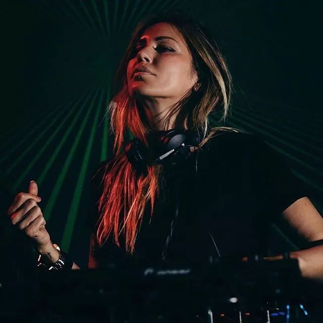 有实力长得美人气还高的女DJ/制作人，你不能不知道这几位__凤凰网
