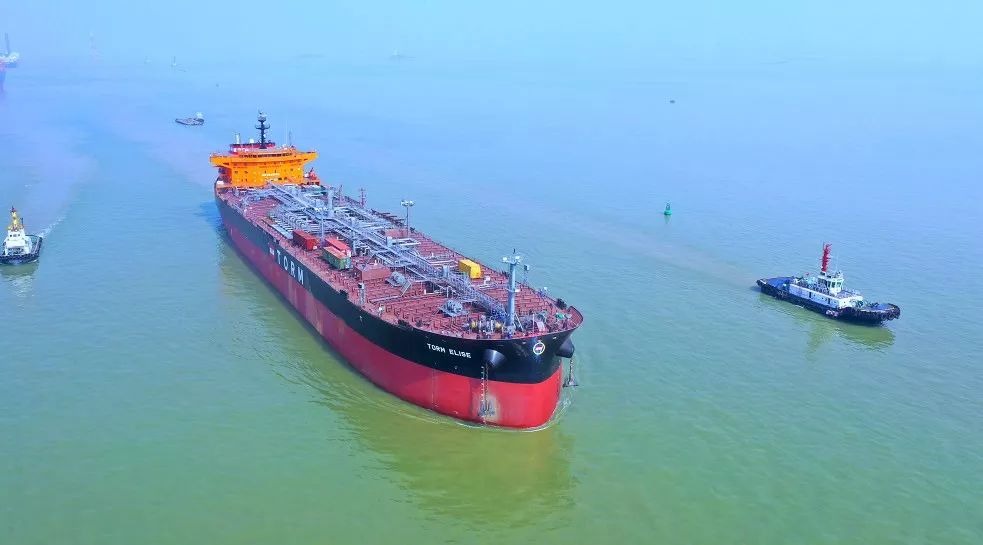 大干四季度 ： 广船国际同日实现两船命名、三船进坞__凤凰网