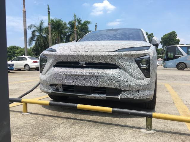 蔚来EC6轿跑实车曝光！这造型到底有多“炫酷”？_凤凰网汽车_凤凰网