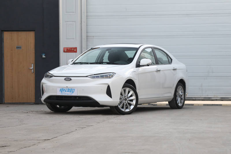 售价13.95万，江淮iEVA50新增舒适版车型，NEDC续航410km_凤凰网汽车_凤凰网