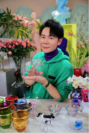 时尚教父TONY的全球好物,直播分享全系时尚生活品__凤凰网