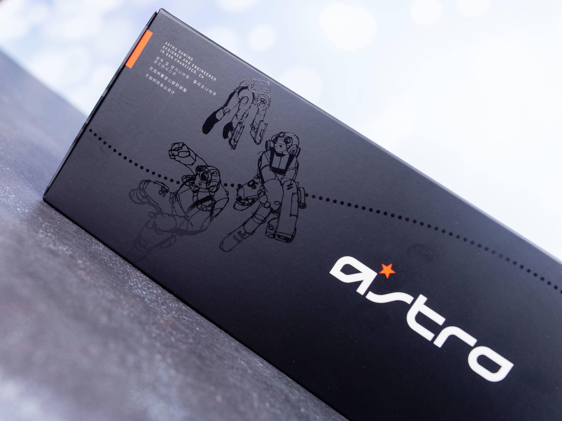 我用电竞耳机玩起了HiFi？罗技(G) Astro A40+MixAmp使用体验__凤凰网