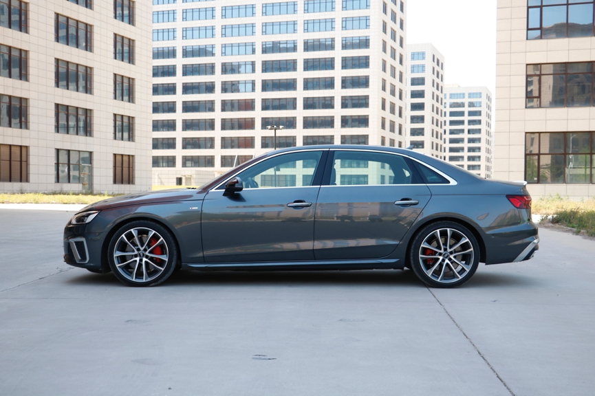 不负运动之名 试驾新款奥迪A4L 45TFSI_凤凰网汽车_凤凰网