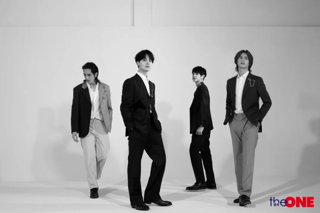 壹号THEONE｜VOGUE 5：罗曼蒂克每一刻_凤凰网时尚_凤凰网