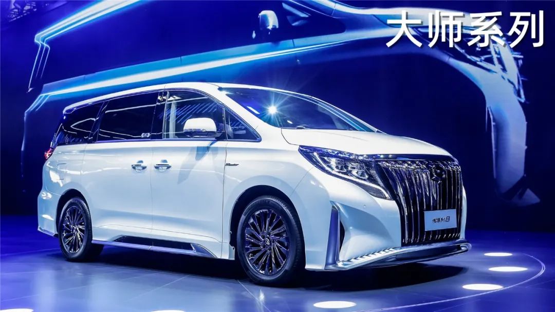 高端霸气，爱了爱了！广汽传祺M8卖17.98万元起_凤凰网汽车_凤凰网