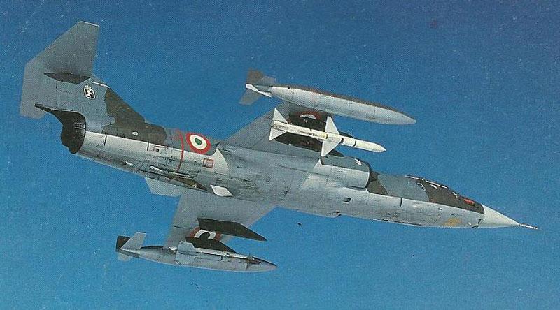 1985年意美两国险发生空战：围绕一架客机，F-104与F-14展开狗斗_凤凰网