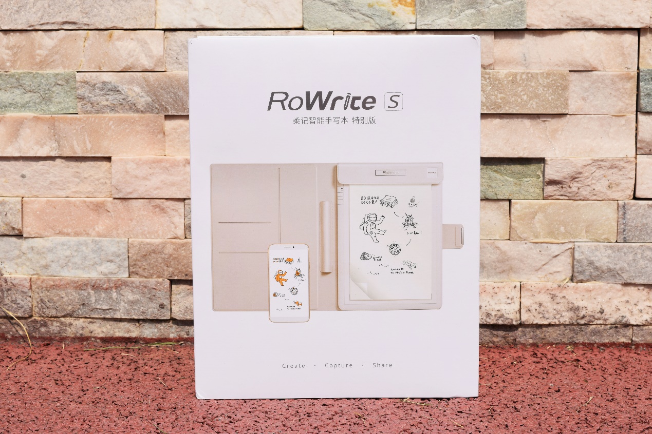 兼具笔记防丢与还原笔迹，功能丰富的柔宇柔记RoWrite S特别版__凤凰网