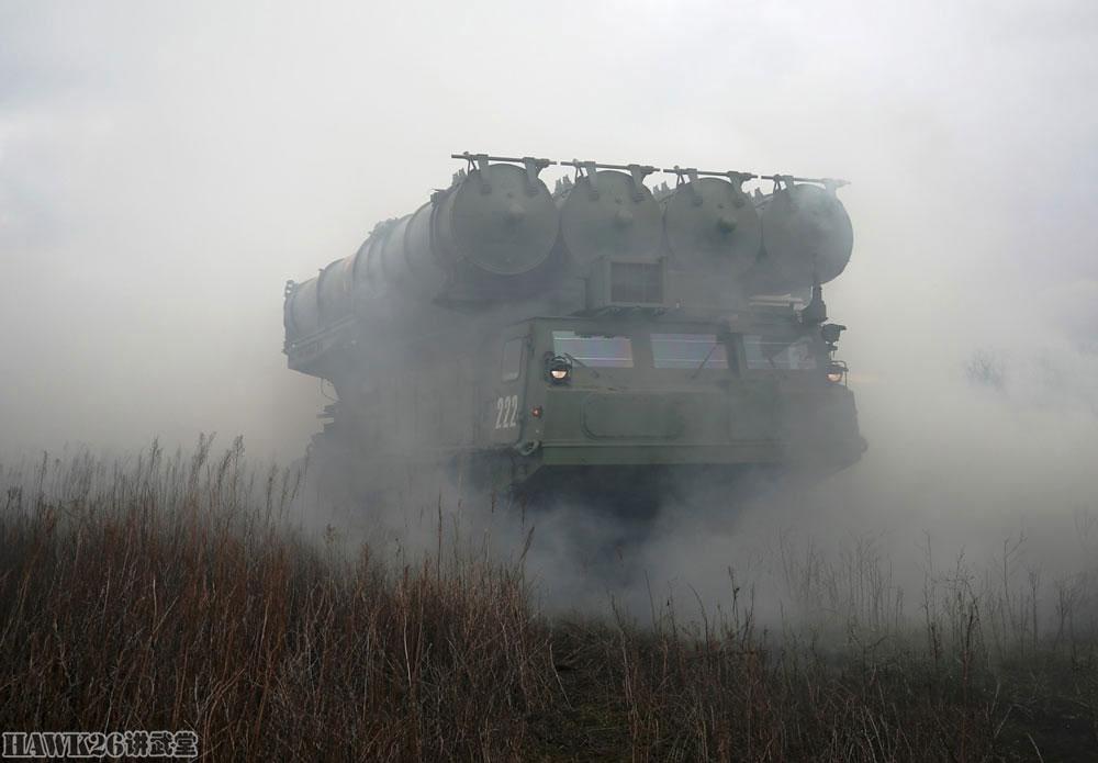 俄罗斯演练S-400V防空导弹 神秘指挥车内部曝光_凤凰网军事_凤凰网