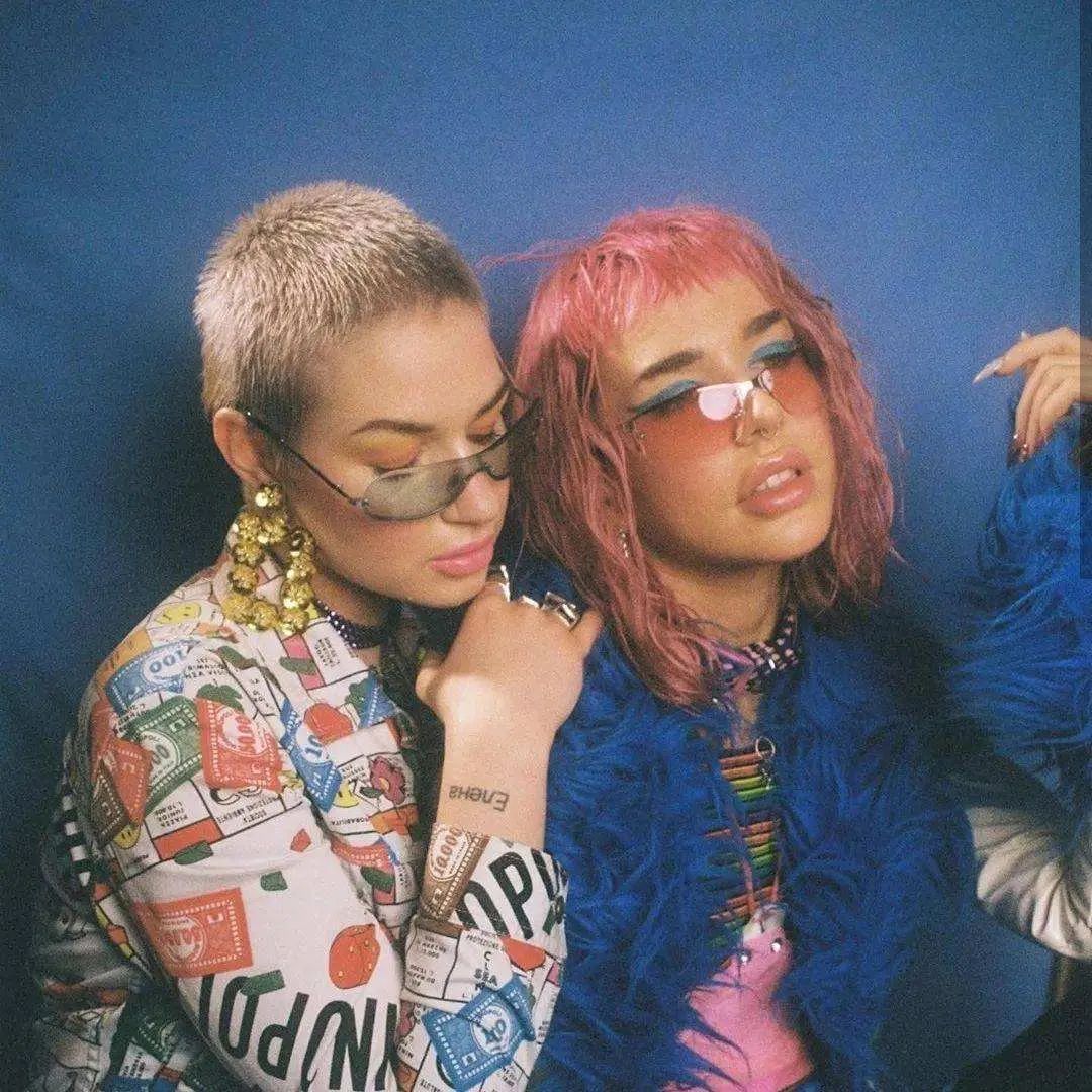 令BLACKPINK都为之着迷的“Y2K”文化，究竟是什么？_凤凰网