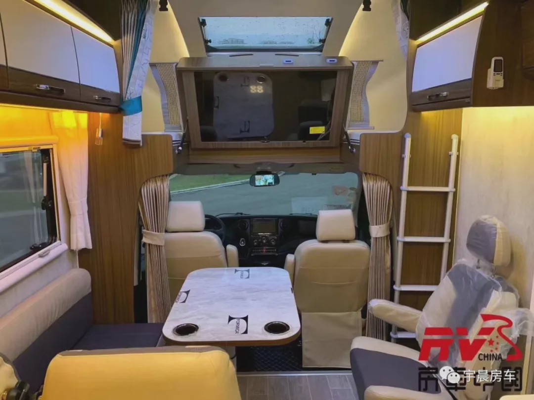 2020新款瑞弗V800，匠心锻造大品质高颜值，不拓展也有大空间！__凤凰网