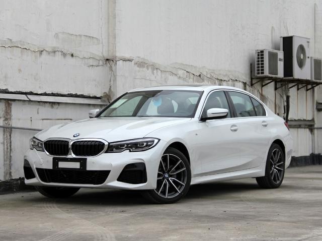 堪称“世纪大战”的新A4L和新三系的较量，究竟谁会胜出_凤凰网汽车_凤凰网