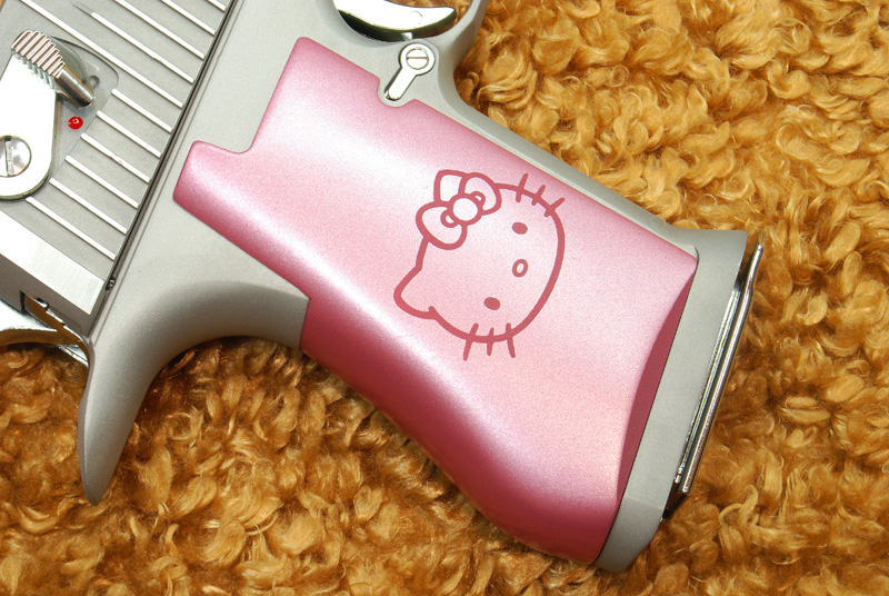 台湾合法玩具airsoft水弹玩家 HELLO KITTY DE.50玩具手枪bb弹版__凤凰网